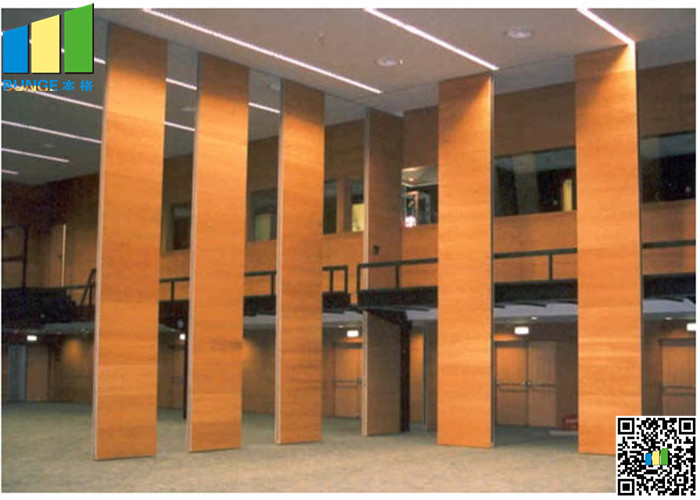 Fabric Wooden Exhibition Partition Wall , Folding Operable Partition Walls