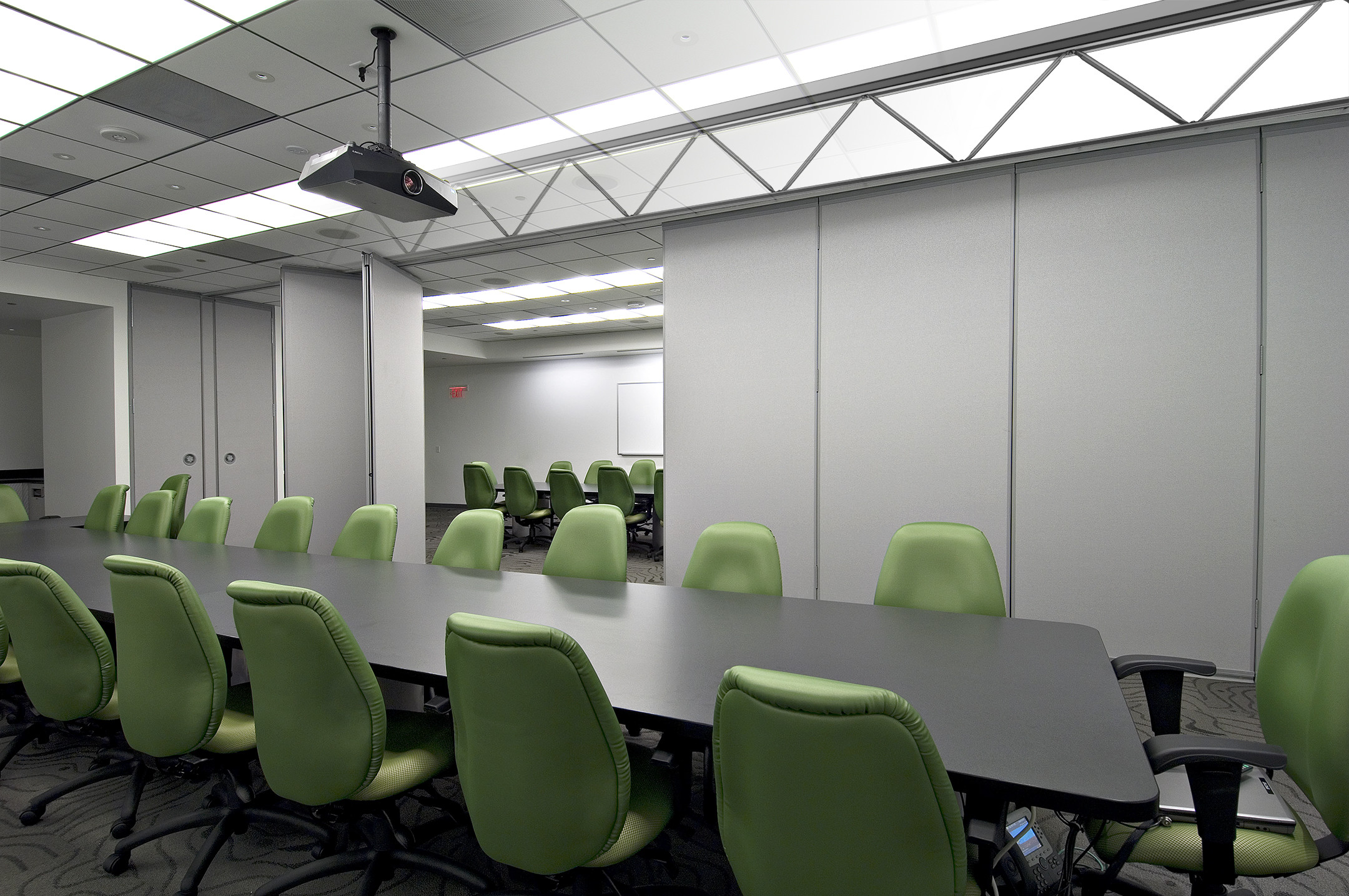 Professional Folding Wall Acoustic Movable Room Dividers For Conference ...