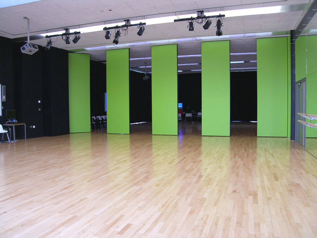 Commercial Aluminum Track Sliding Door Divider Operable Wall Panel 4m ...