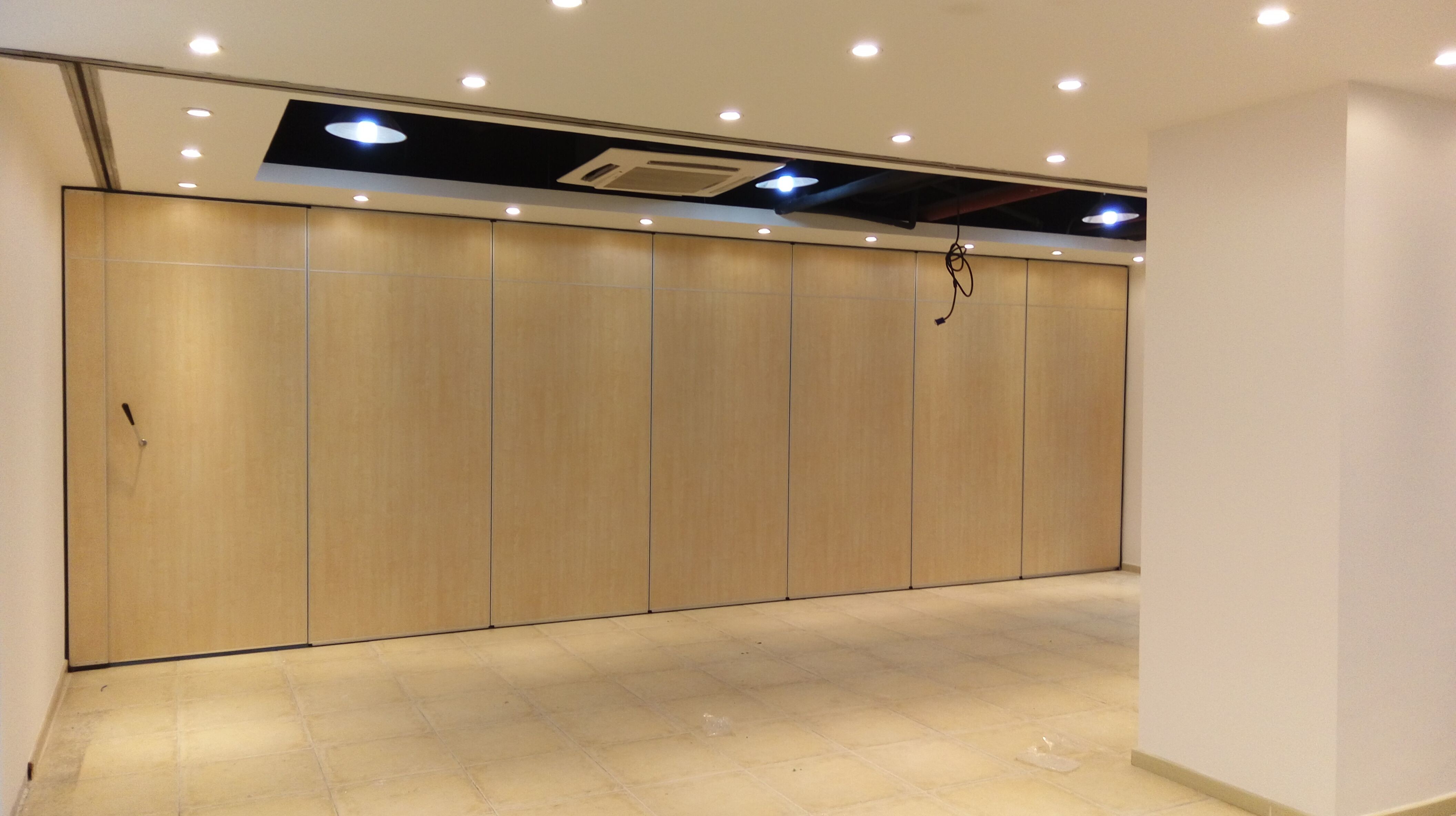Banquet Hall Removable Partition Wall With MDF Board + Aluminium Material
