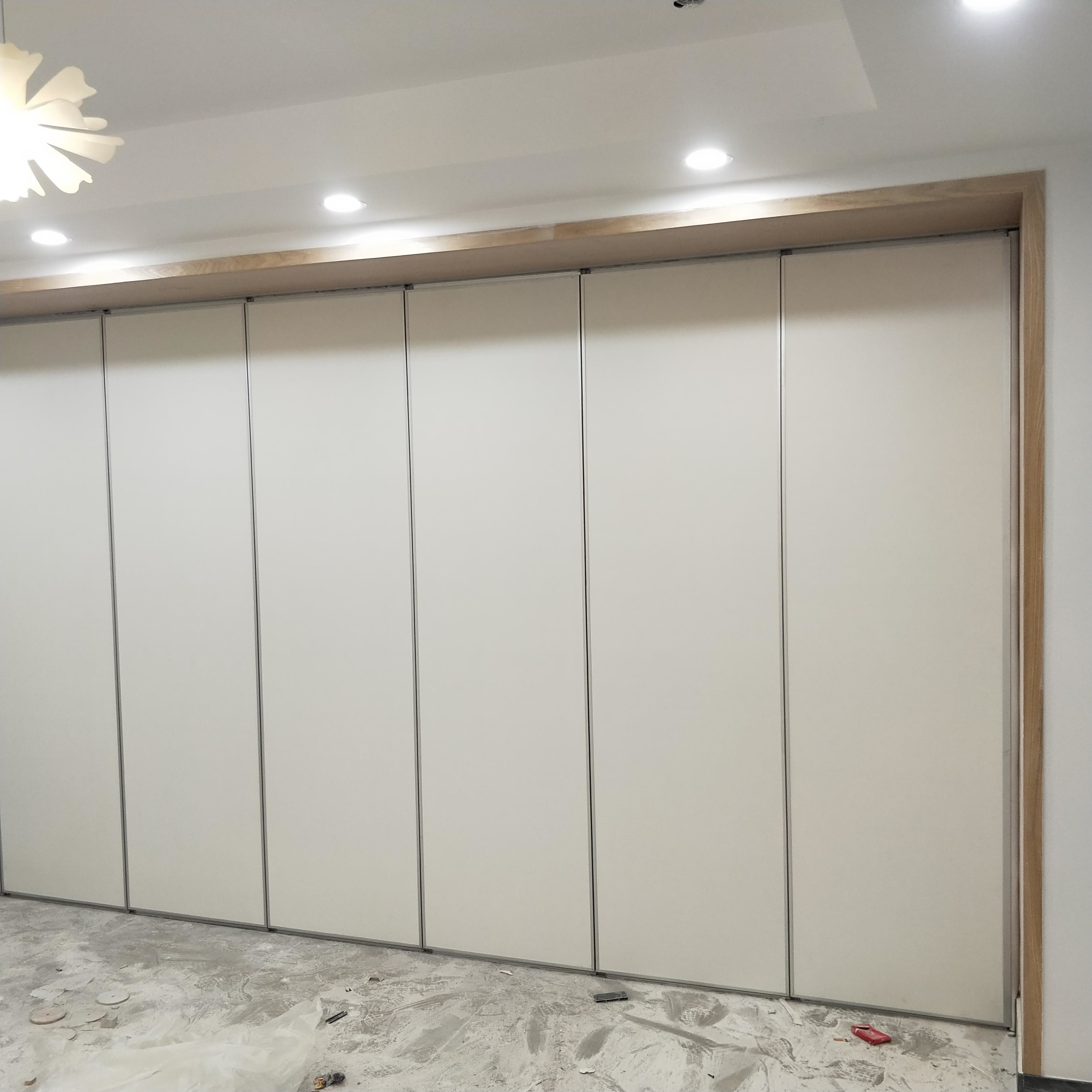 Soundproof Operable Wall Movable 65 mm Partition Walls For Restaurant ...