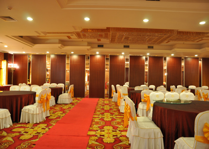 Conference Room tri fold internal doors , Internal Folding Door For ...