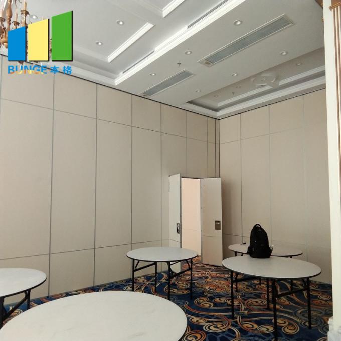 White Magnetic Writable Board Movable Partition Walls For Art Gallery ...